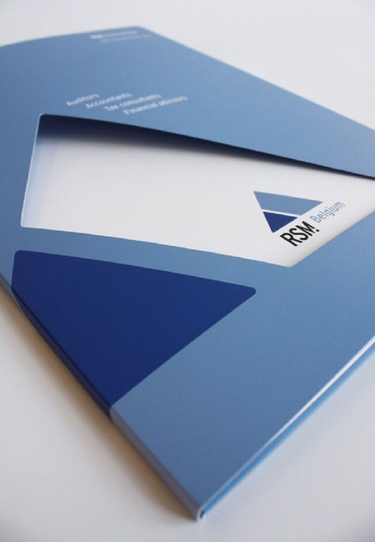 10 Ejemplos de Folders Impresos Personalizados