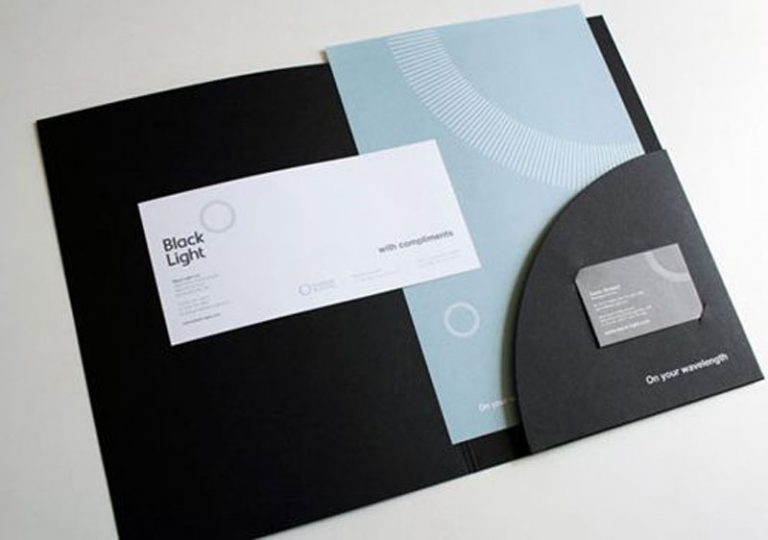 10 Ejemplos de Folders Impresos Personalizados - Grafikspot
